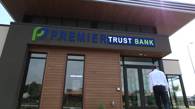 Personal Banking Login - Secure Access | Premier Trust Bank